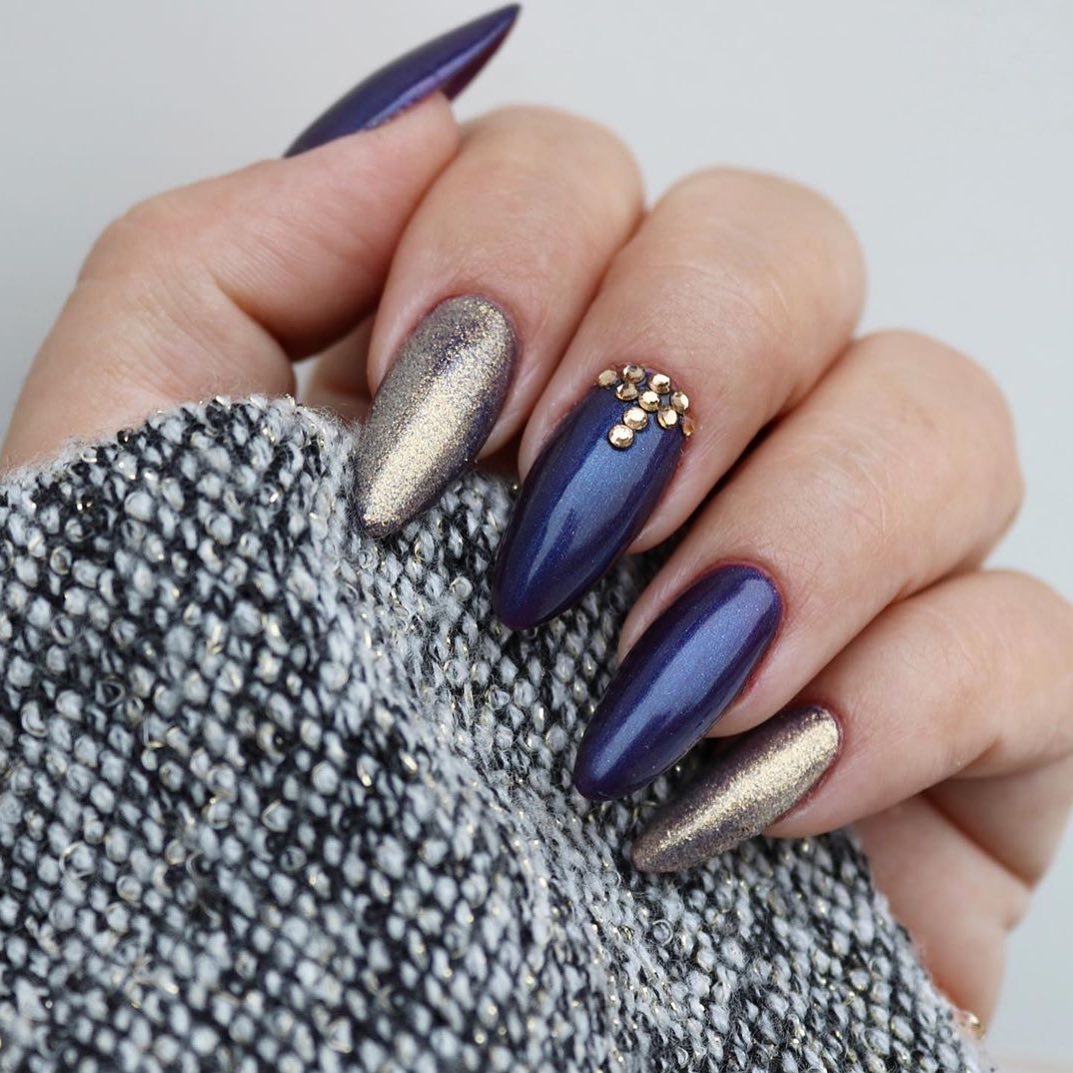 Eternal Midnight לק ג'ל היפואלרגני בצבע סגול חציל מטאלי אטום | שילאק ...