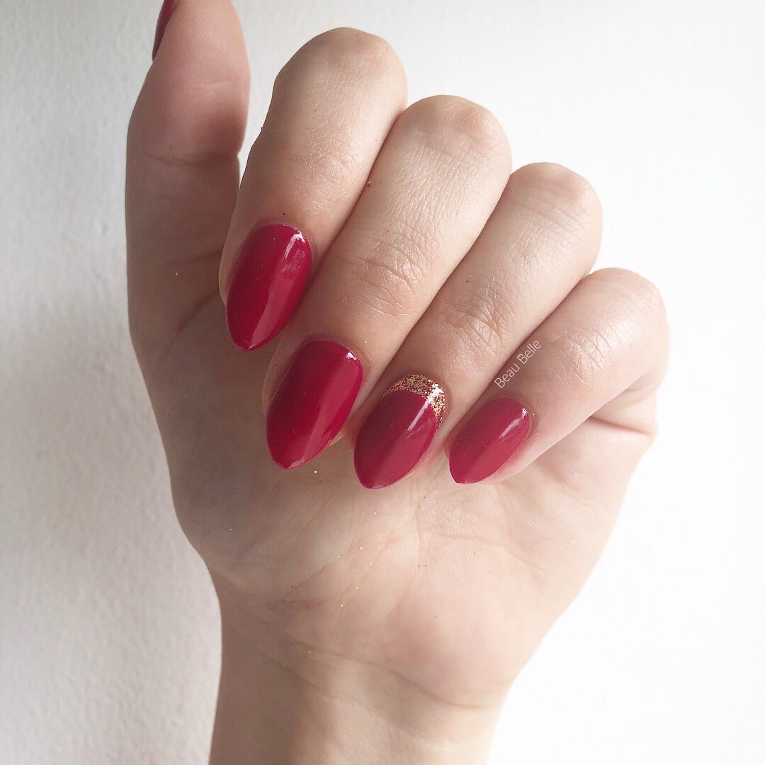 Shellac Femme Fatal לק ג'ל היפואלרגני בצבע ורוד אדום אטום | לק ג'ל ...