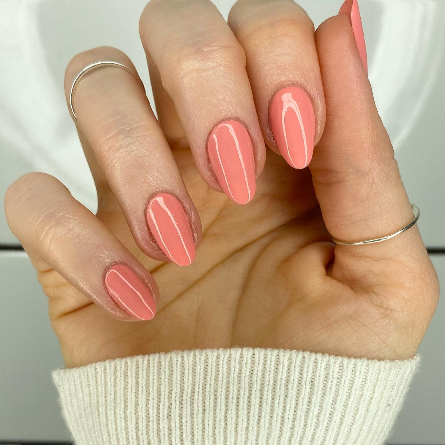 Shellac Rule Breaker לק גל היפואלרגני בצבע אפרסק פסטלי אטום | לק ג'ל ...