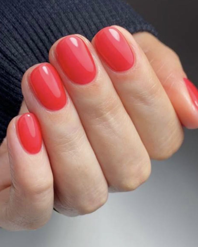 Shellac Magenta Sky לק ג'ל היפואלרגני בצבע אדום מג'נטה בוהק חצי שקוף ...