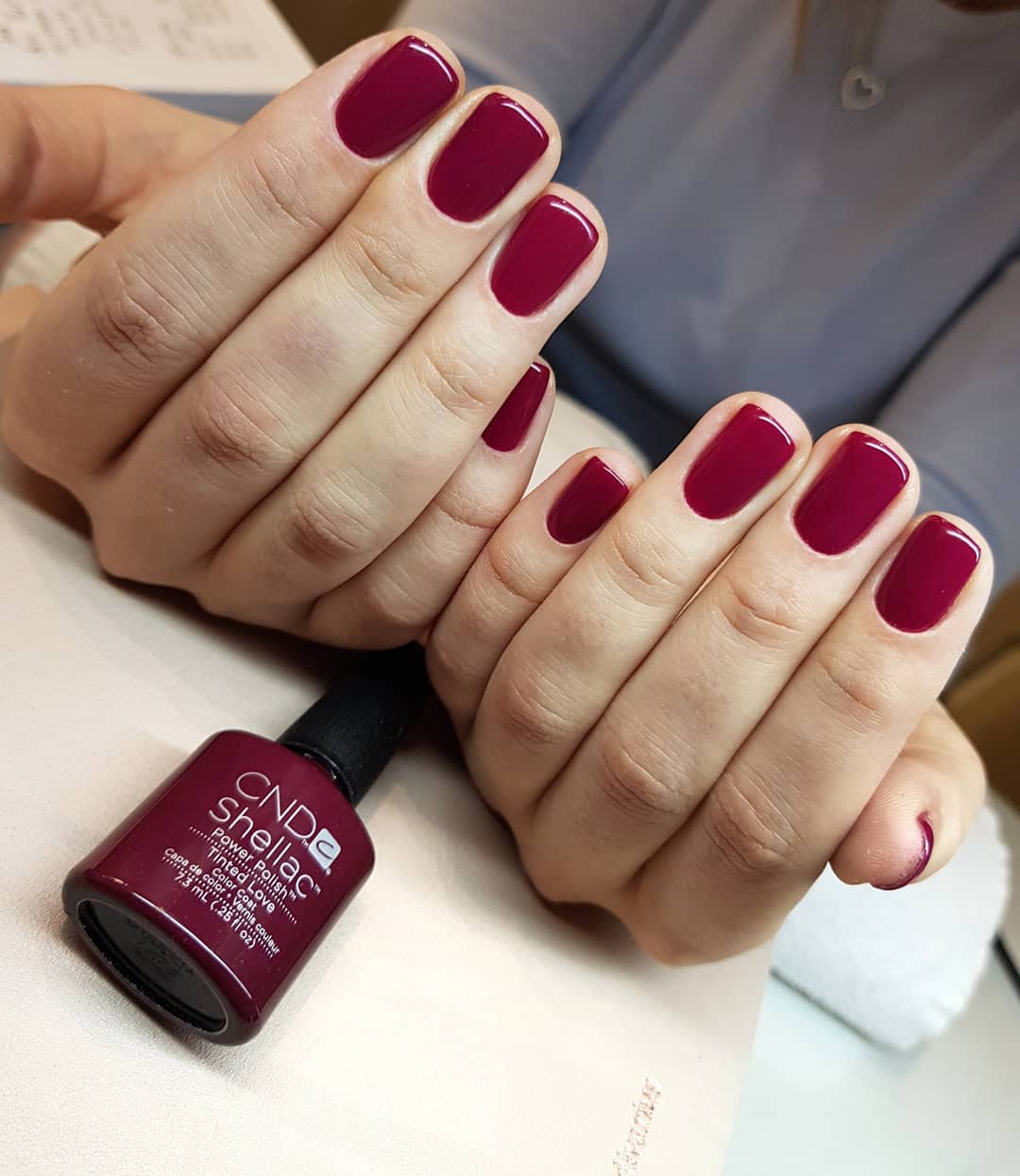 Shellac Tinted Love לק ג'ל היפואלרגני בצבע דובדבן אטום | לק ג'ל ...